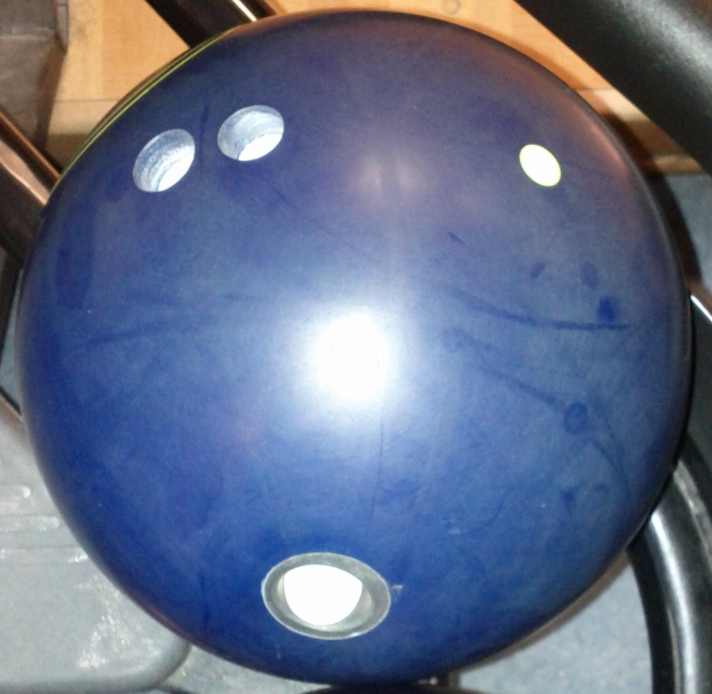 Brunswick Karma Urethane Bowling Ball Review with Digitrax Analysis ...