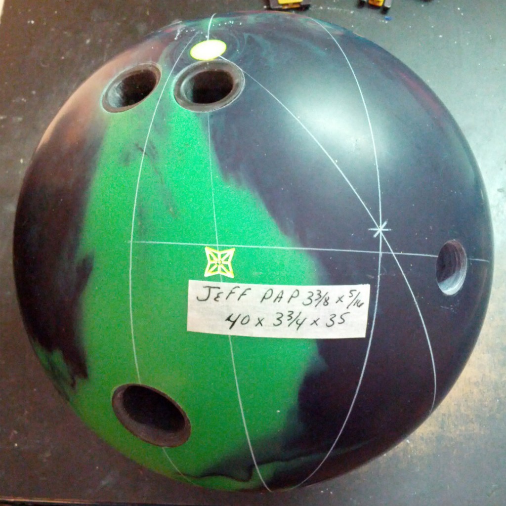 Roto Grip Disturbed Bowling Ball Review with Digitrax Analysis | Tamer ...