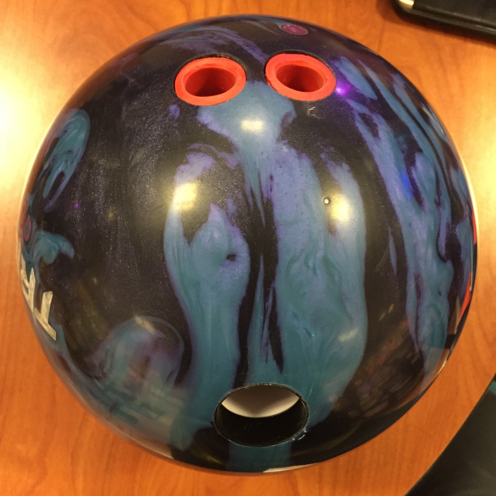 Motiv Trident Quest Bowling Ball Review | Tamer Bowling