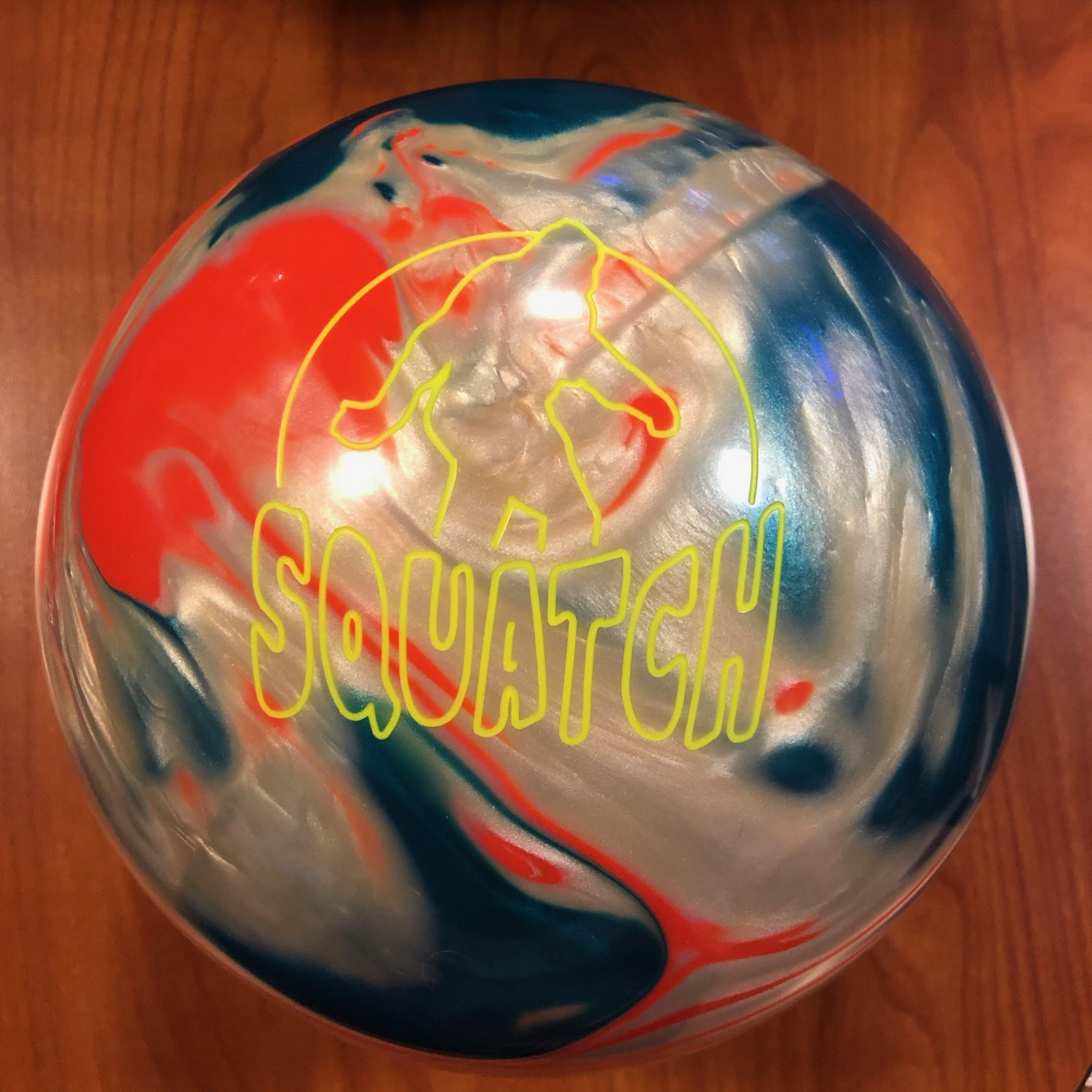 Radical Squatch Hybrid Bowling Ball Review | Tamer Bowling